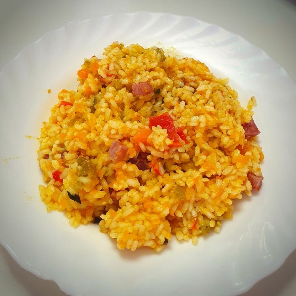 Arroz con Sofrito de Verduras y Jamón - Recetas Piratas